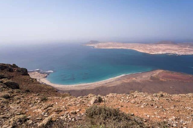 MEJORES PLAYAS de LANZAROTE: las 17 playas más bonitas ⋆ Un viaje creativo
